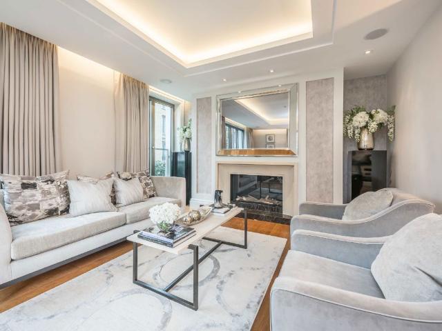 Ebury Square, Chelsea SW1W, 3 bed flat to rent, £19,500 pcm | PrimeLocation