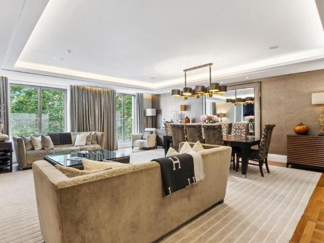 Ebury Square, London SW1W, 3 bed flat to rent, £19,500 pcm | PrimeLocation