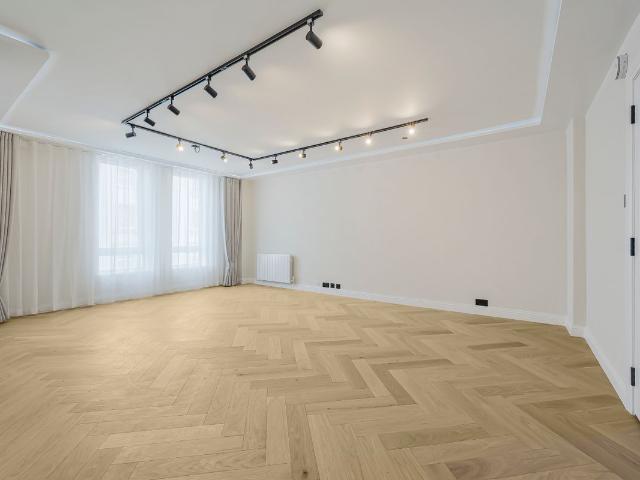 Ebury Street, London SW1W, 4 bed flat to rent, £10,833 pcm | PrimeLocation