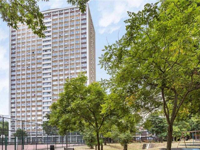 EC1V 3 bed apartment to rent £3,293 pcm £760 pw