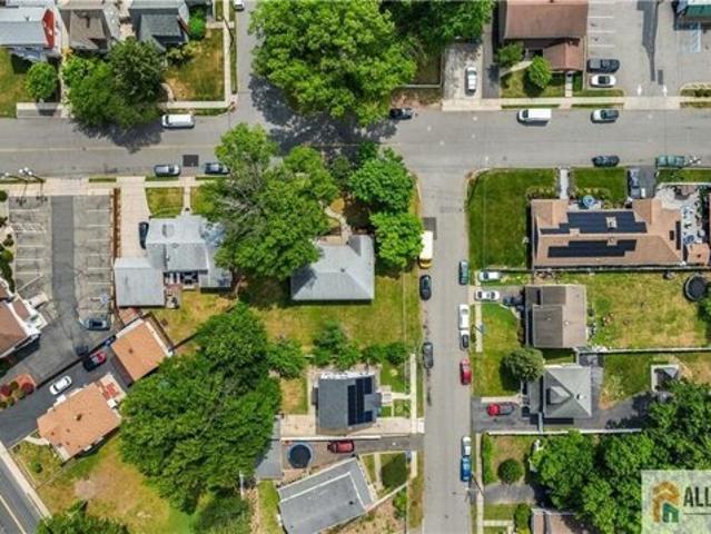 Egan Ave, Fords, Home For Sale