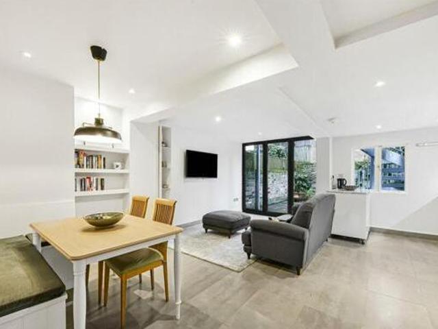 Egbert Street, Primrose Hill, 1 Bedroom Maisonette