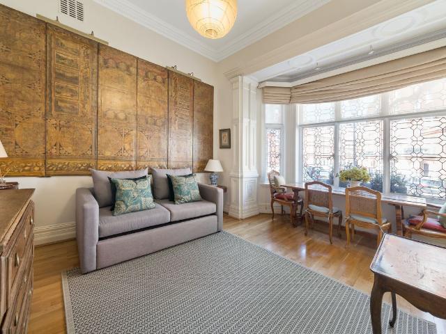 Egerton Gardens SW3, Studio to rent, £5,000 pcm | PrimeLocation