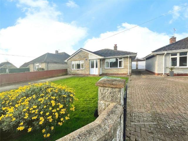 Egerton Road, Bembridge, PO35 2 bed bungalow to rent £1,300 pcm £300 pw