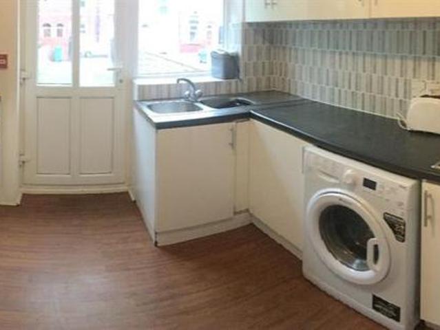 Egerton Road, Manchester M14 9 bed house to rent £5,850 pcm £1,350 pw
