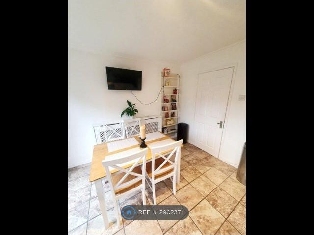 Egerton Road North, Manchester M16, 2 bed semi detached house to rent, £1,700 pcm | PrimeLocation