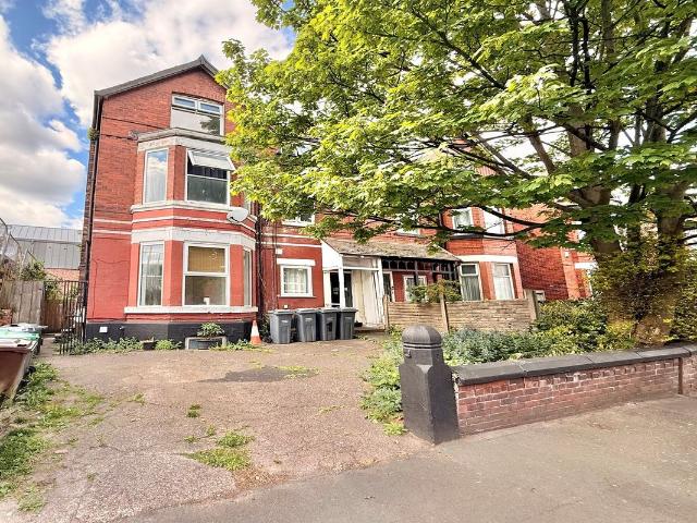 Egerton Road North, Manchester M21, 1 bed flat to rent, £700 pcm | PrimeLocation