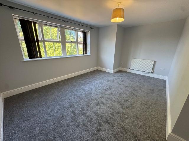 Egerton Road, Woodthorpe, Nottingham, Nottinghamshire NG5, 2 bed flat to rent, £950 pcm | PrimeLocation