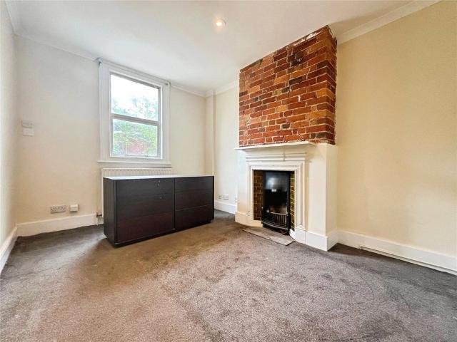 Egham Hill, Egham, Surrey, TW20 0BH