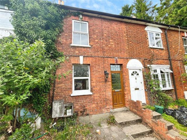 Egham Hill, Egham, Surrey TW20, 3 bed detached house to rent, £1,850 pcm | PrimeLocation