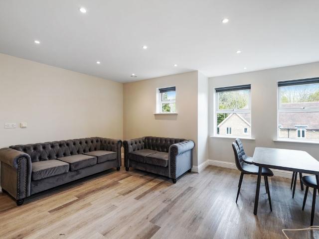 Egham Hill, Egham TW20, 2 bed flat to rent, £2,000 pcm | PrimeLocation