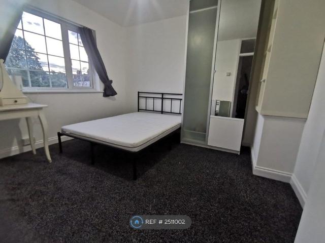 Egham Road, London E13, Room to rent, £975 pcm | PrimeLocation