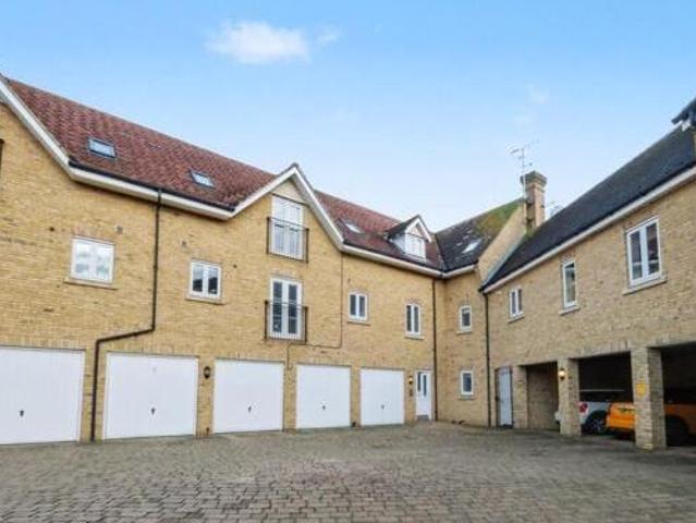 Eglinton Drive, Chancellor Park, 2 Bedroom Apartment