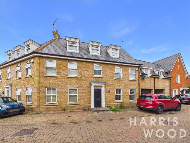 Eglinton Drive, Chelmsford CM2, 5 bed detached house to rent, £2,300 pcm | PrimeLocation