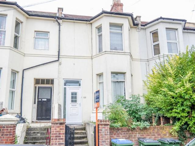 Eglinton Road, Plumstead, London, SE18 2 bed flat to rent £1,495 pcm £345 pw