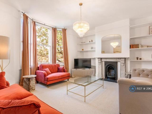 Egremont Place, Brighton, BN2 3 bed maisonette to rent £2,475 pcm £571 pw