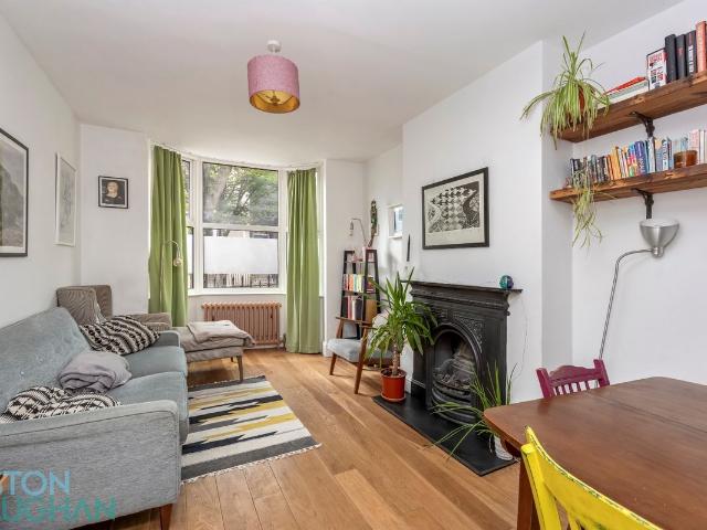 Egremont Place, Brighton BN2, 2 bed flat to rent, £1,700 pcm | PrimeLocation