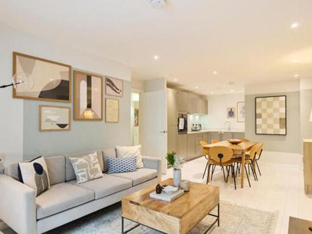 Egret Heights, Waterside Way, 2 Bedroom Apartment