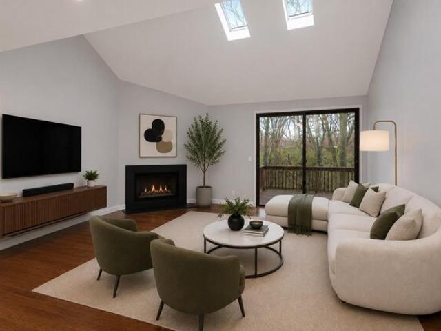 Egret Ln, Secaucus, Home For Sale