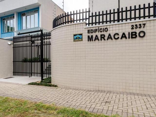 ED. MARACAIBO Ap com 3 dormitórios e 2 vagas Rebouças Curitiba/PR