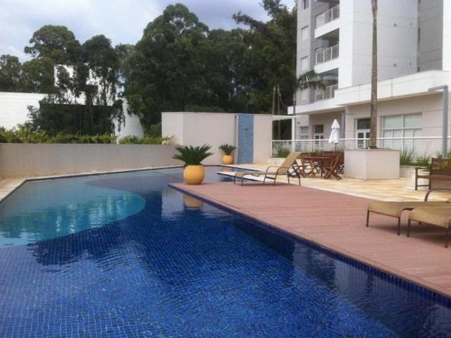 Ed Pinot Noir, churrasqueira na varanda, novo, lindo morumbi!