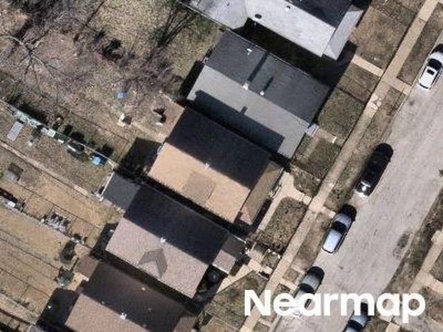 Edmund Ave
