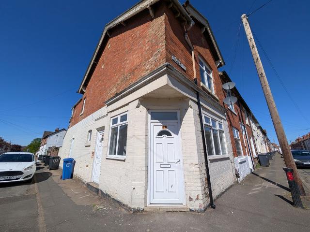 Edmund Street, Kettering NN16, 1 bed flat to rent, £750 pcm | PrimeLocation