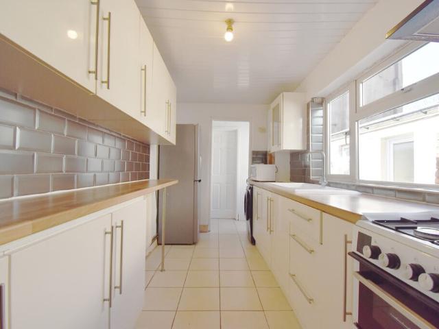 Edmund Road, Coventry, CV1 4JE Let agreed