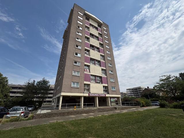 Edmunds Tower, Harlow CM19, 1 bed flat to rent, £1,150 pcm | PrimeLocation