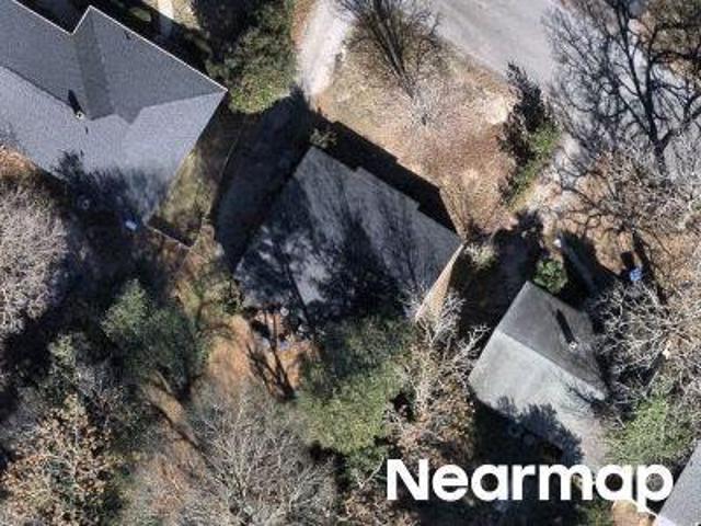 Edmond Dr