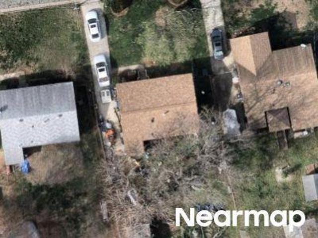 Edmond Dr