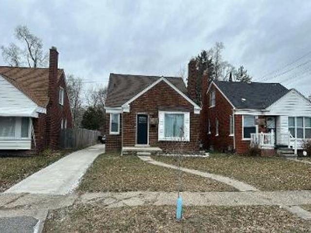 Edmore Dr