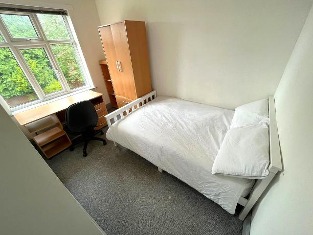 Ednaston Road, Dunkirk, Nottingham NG7, Room to rent, £477 pcm | PrimeLocation