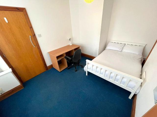 Ednaston Road, Dunkirk, Nottingham NG7, Room to rent, £550 pcm | PrimeLocation