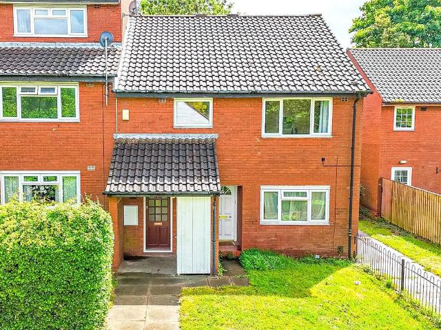 Edale, Stonydelph, Tamworth, Staffordshire B77, 2 bed maisonette to rent, £900 pcm | PrimeLocation