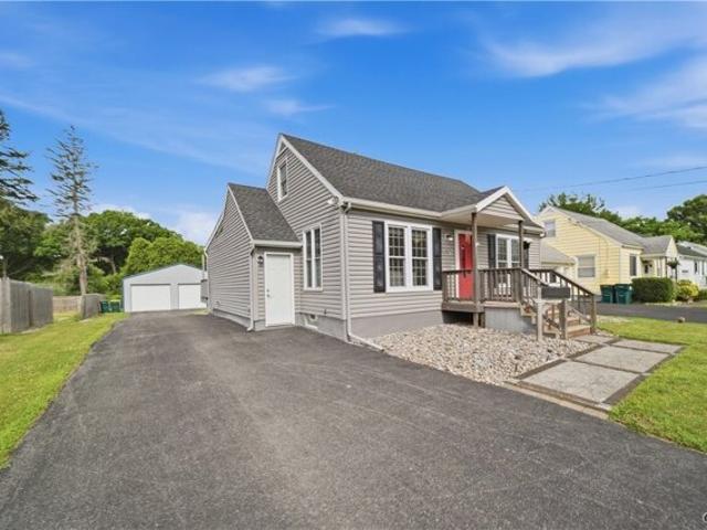 Edden Ln, Syracuse, Home For Sale