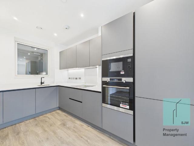 Eddington Avenue, Cambridge CB3 1 bed apartment to rent £1,700 pcm £392 pw