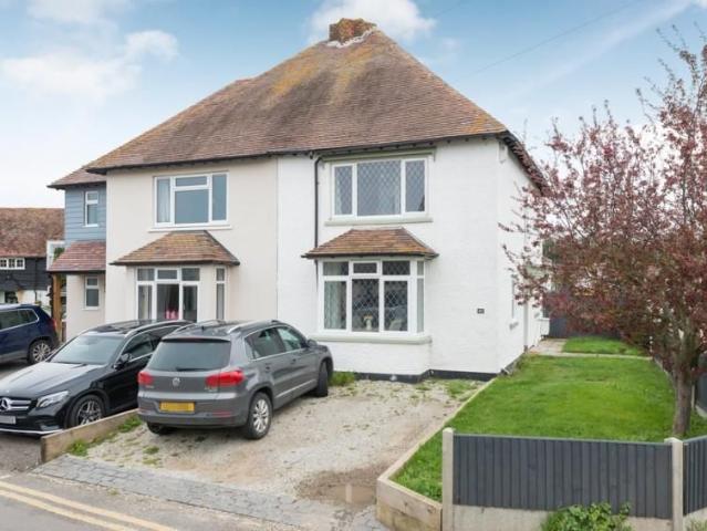 Eddington Lane, Herne Bay CT6, 2 bed property to rent, £1,350 pcm | PrimeLocation