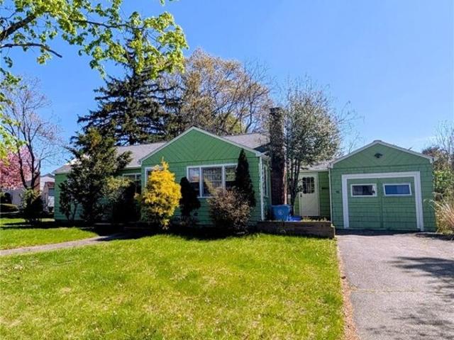 Eden Crest Dr, Cranston, Home For Sale