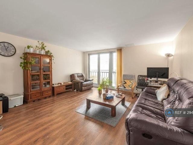 Eden Grove, London, N7 2 bed flat to rent £2,975 pcm £687 pw