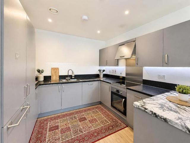 Eden House, Lampton Road, Hounslow TW3, 2 bed flat to rent, £1,900 pcm | PrimeLocation