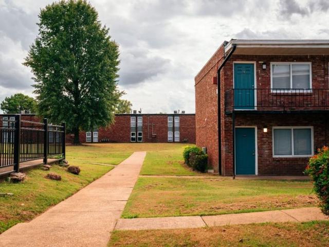 Eden Pointe 2 Bedroom Apartment for Rent at 4427 Knight Arnold Rd, Memphis, TN 38118