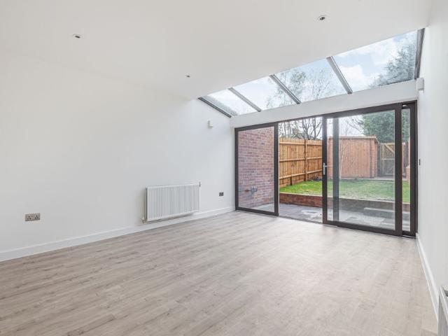 Eden Road, Beckenham, BR3
