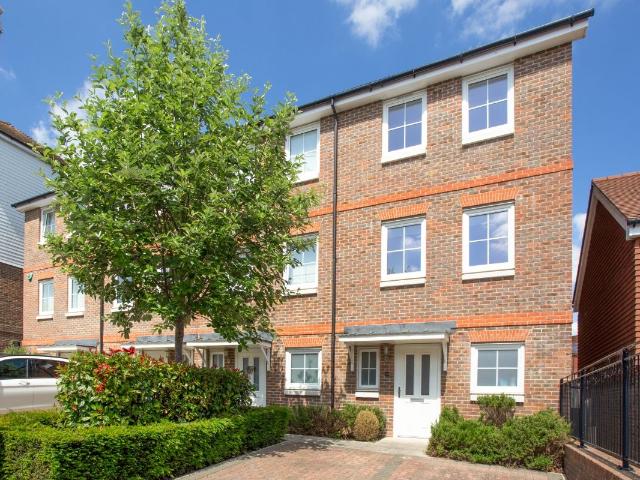 Eden Road, Dunton Green, Sevenoaks TN14, 4 bed town house to rent, £2,450 pcm | PrimeLocation