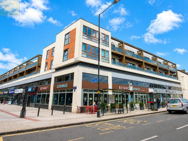 Eden Square, Urmston M41, 2 bed flat to rent, £1,250 pcm | PrimeLocation