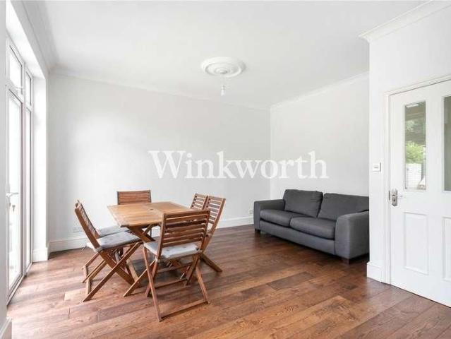 Edenbridge Road, Enfield, EN1