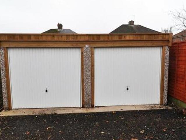 Edenhurst Road, Birmingham, Garage For Rent