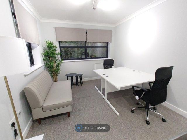 Edgware, Edgware HA7, Studio to rent, £850 pcm | PrimeLocation