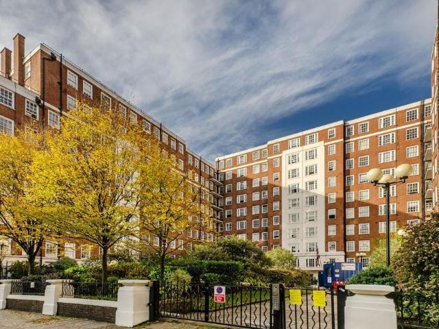 Edgware Road, Hyde Park Estate. 1 bed flat to rent £4,312 pcm £995 pw