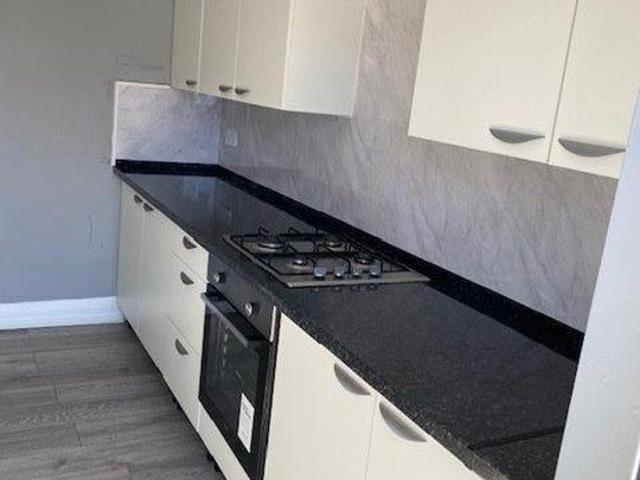 Edgware Road, London NW9, 1 bed flat to rent, £1,450 pcm | PrimeLocation